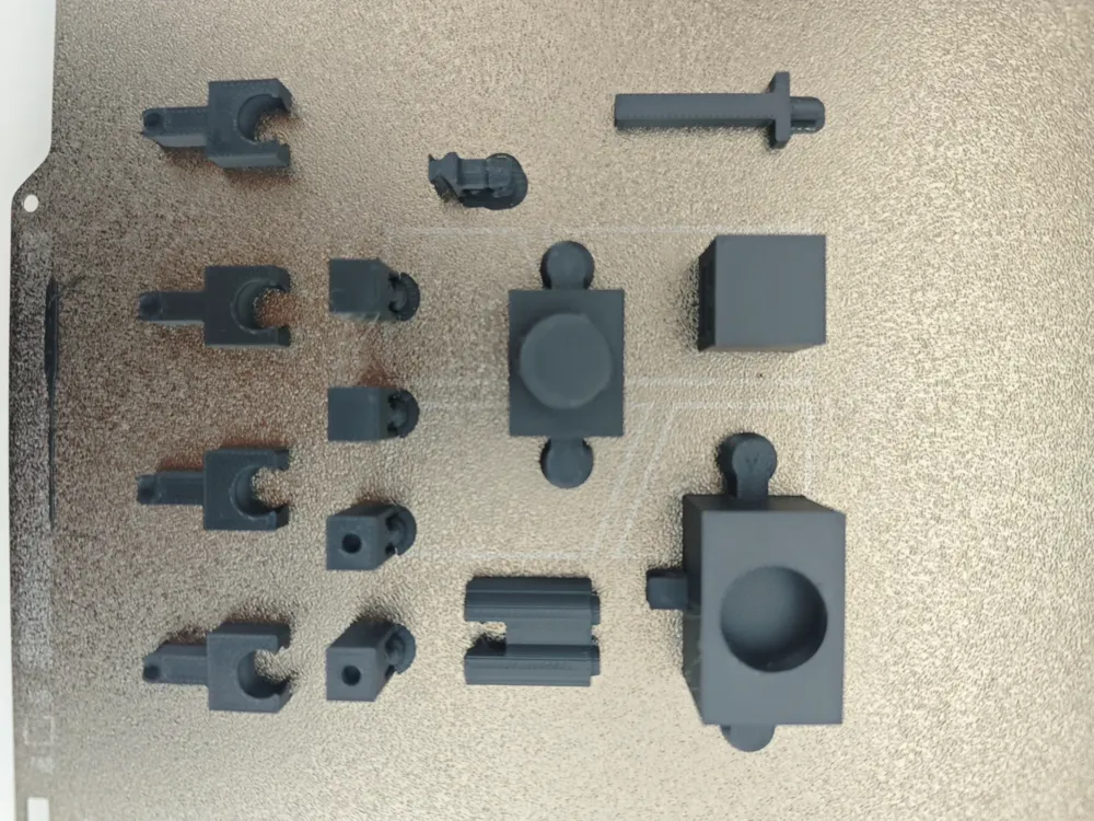 PIXEL MAN Mech Warrior - Free 3D Print Model - MakerWorld