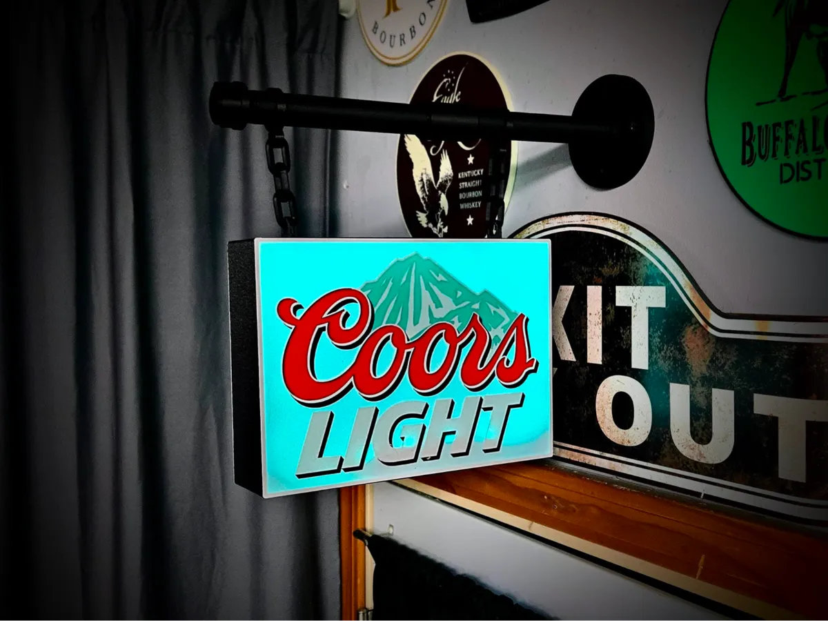 2-Sided Hanging COORS LIGHT & Faux Pipe Mount - Free 3D Print Model ...