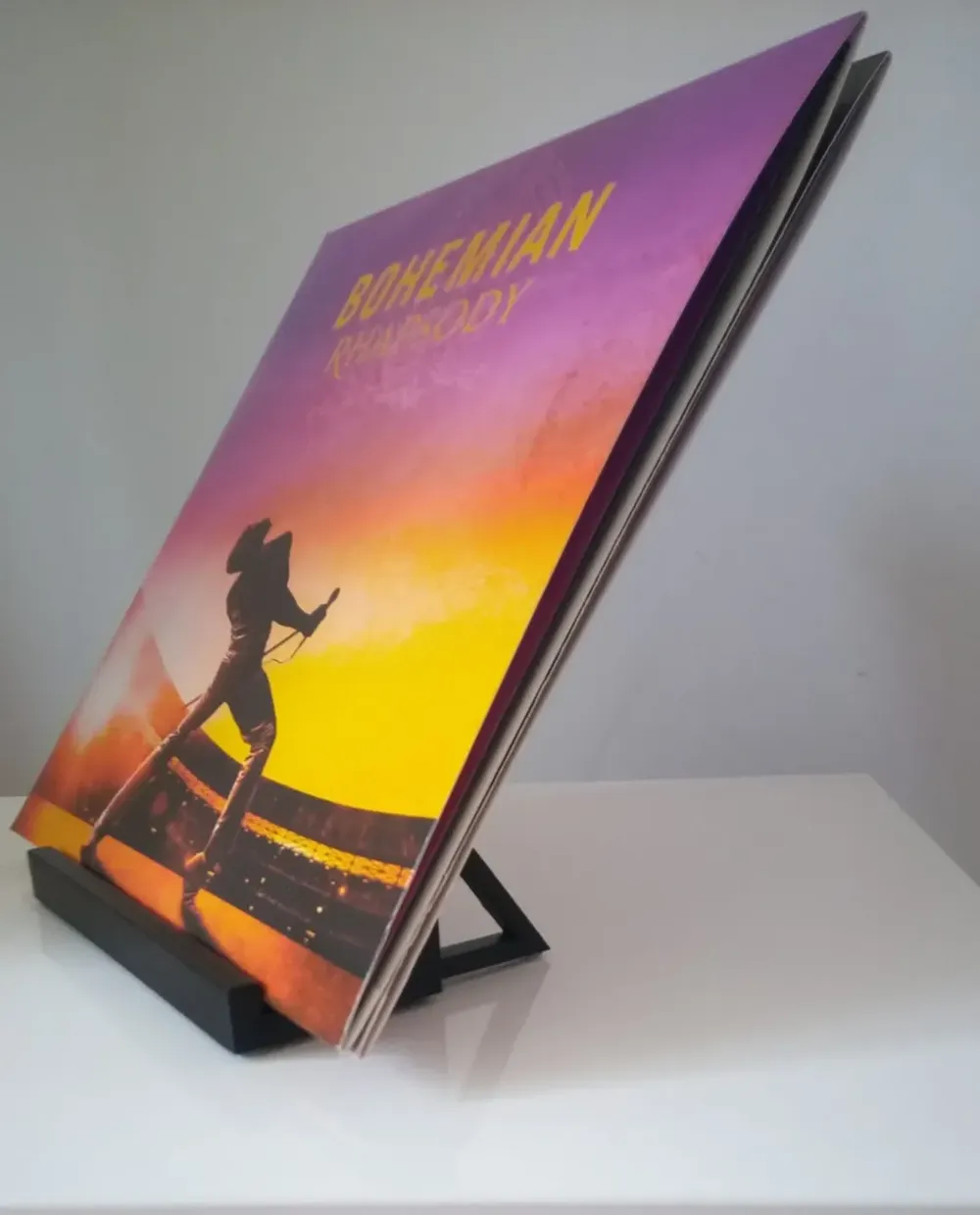 Vinyl Record Stand by PZI 3D - MakerWorld