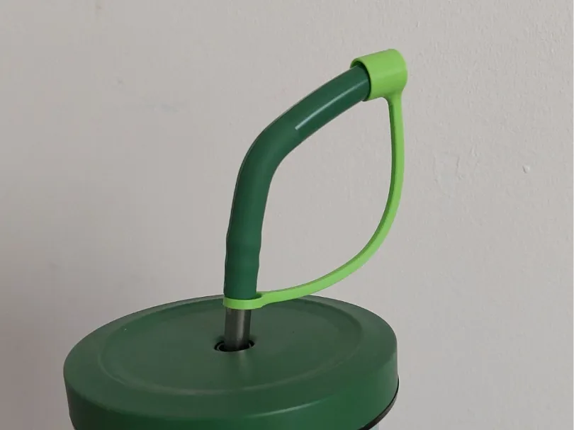 Straw Dust, bugs Plug Topper by Chaotic Genius 3d - MakerWorld