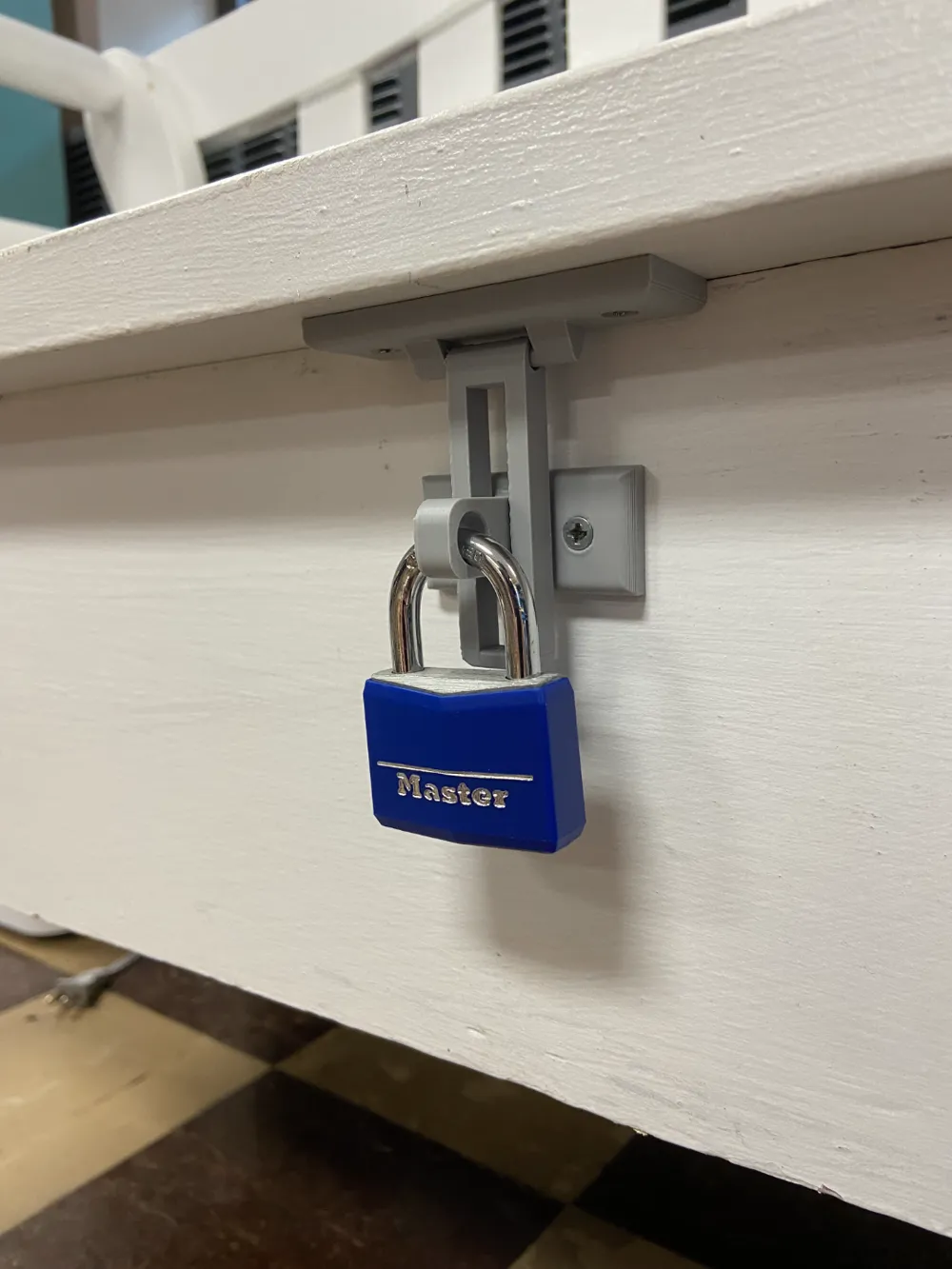 Padlock Latch - Free 3D Print Model - MakerWorld