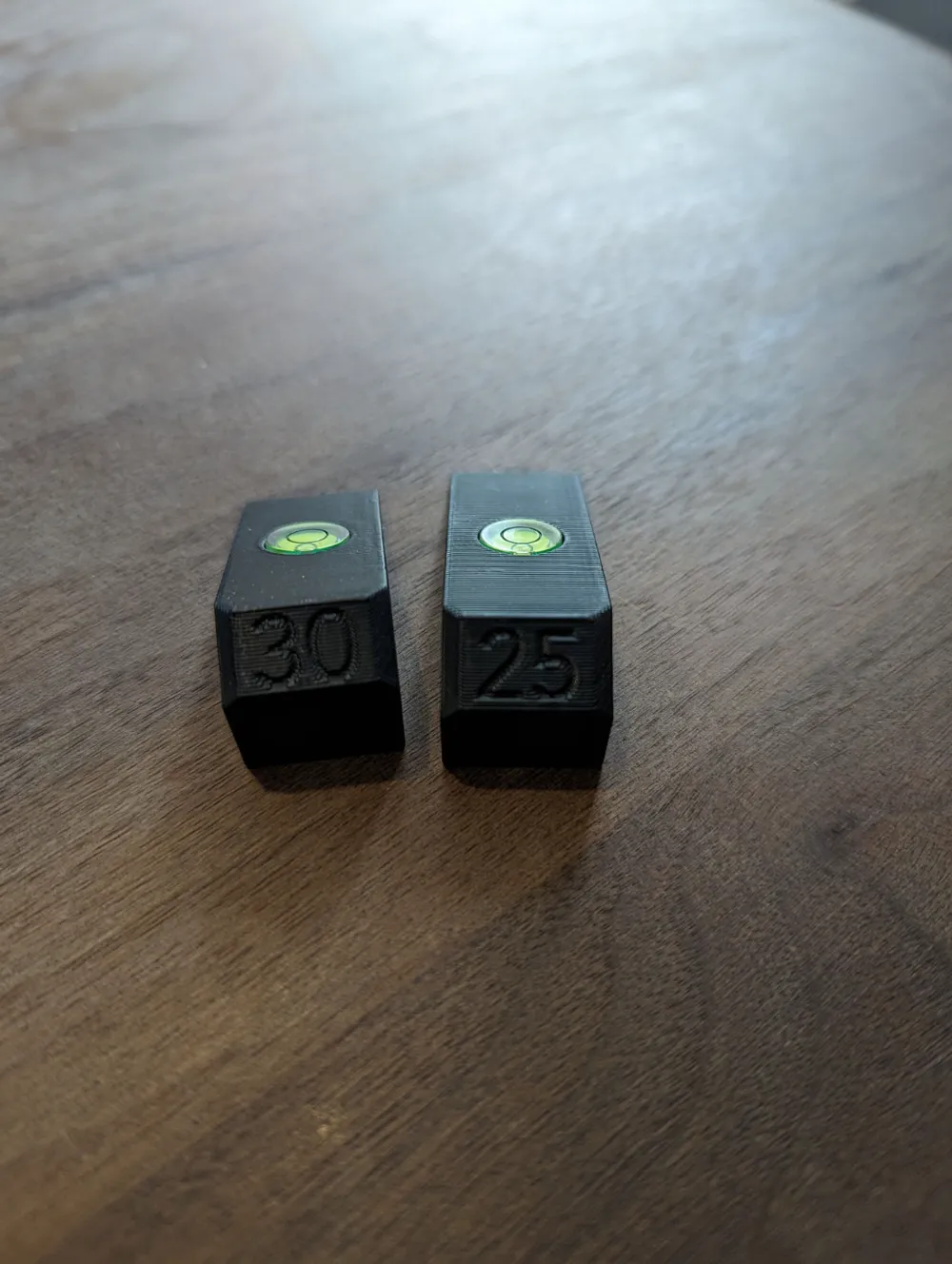 Magnetic hand tool sharpening and honing guide by Joe - MakerWorld