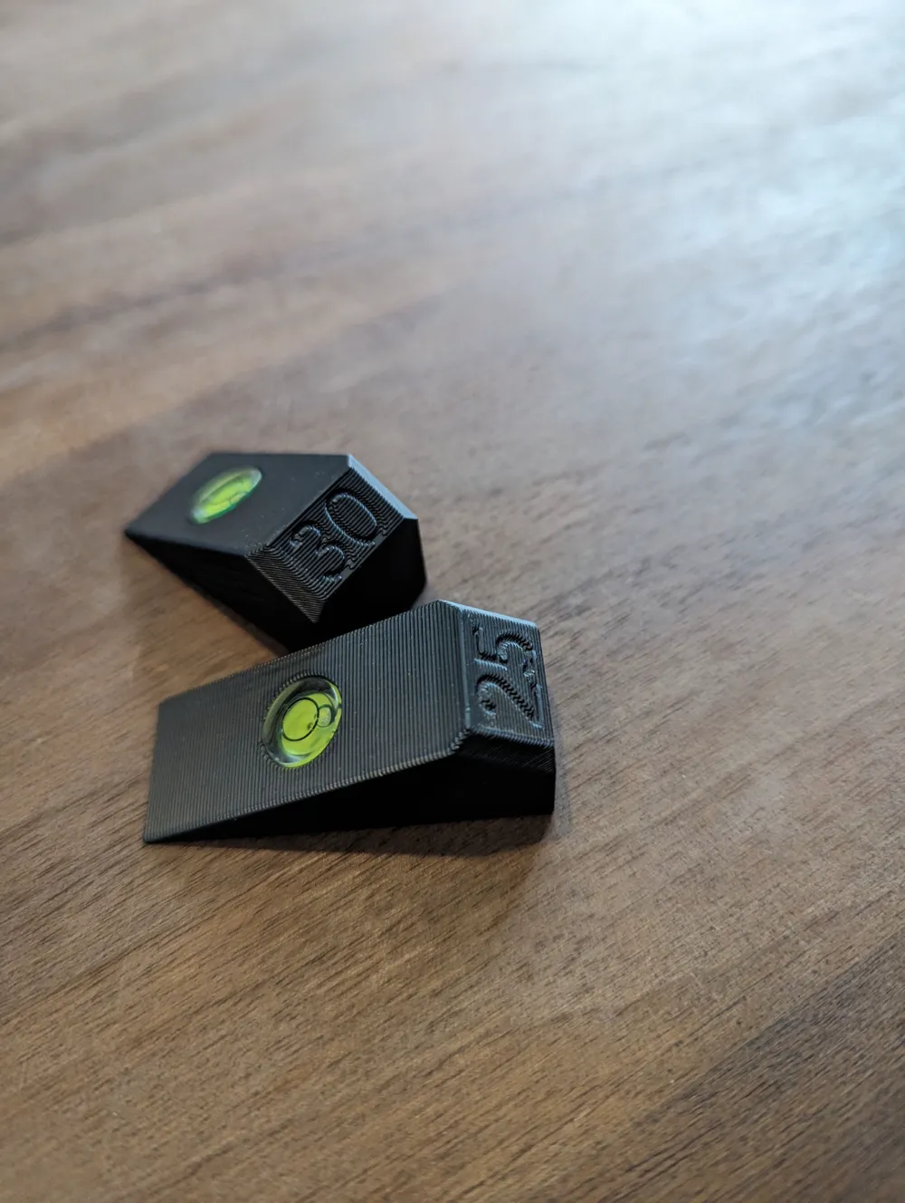 Magnetic hand tool sharpening and honing guide by Joe - MakerWorld