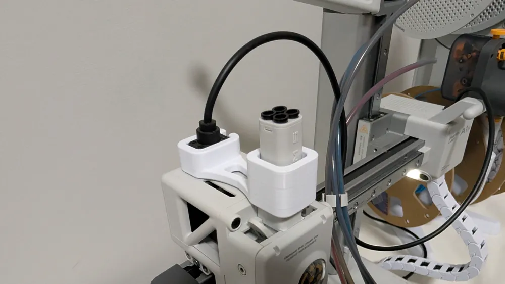 AMS LITE FILAMENT HUB SAVER by M3D WORKS MakerWorld: Download Free 3D ...