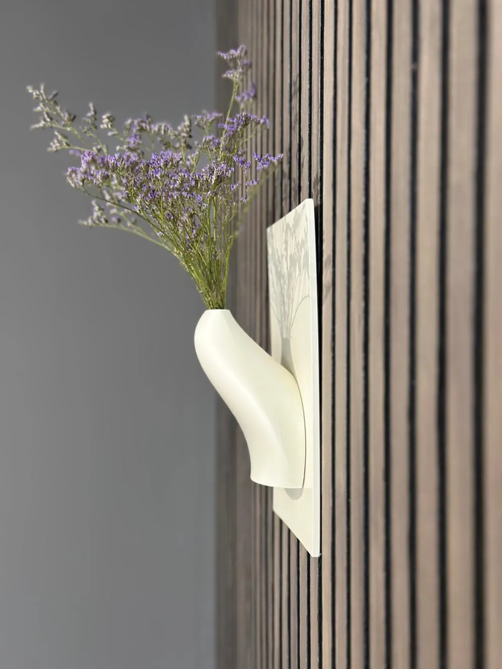 Wall-mounted Vase by Creativ3 Studio - MakerWorld