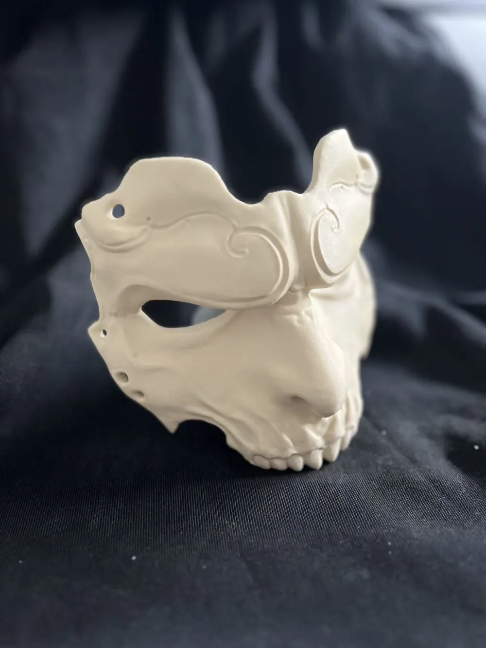 Black Myth Wukong Mask - Golden Body Wrathful Face by user_198216031 ...