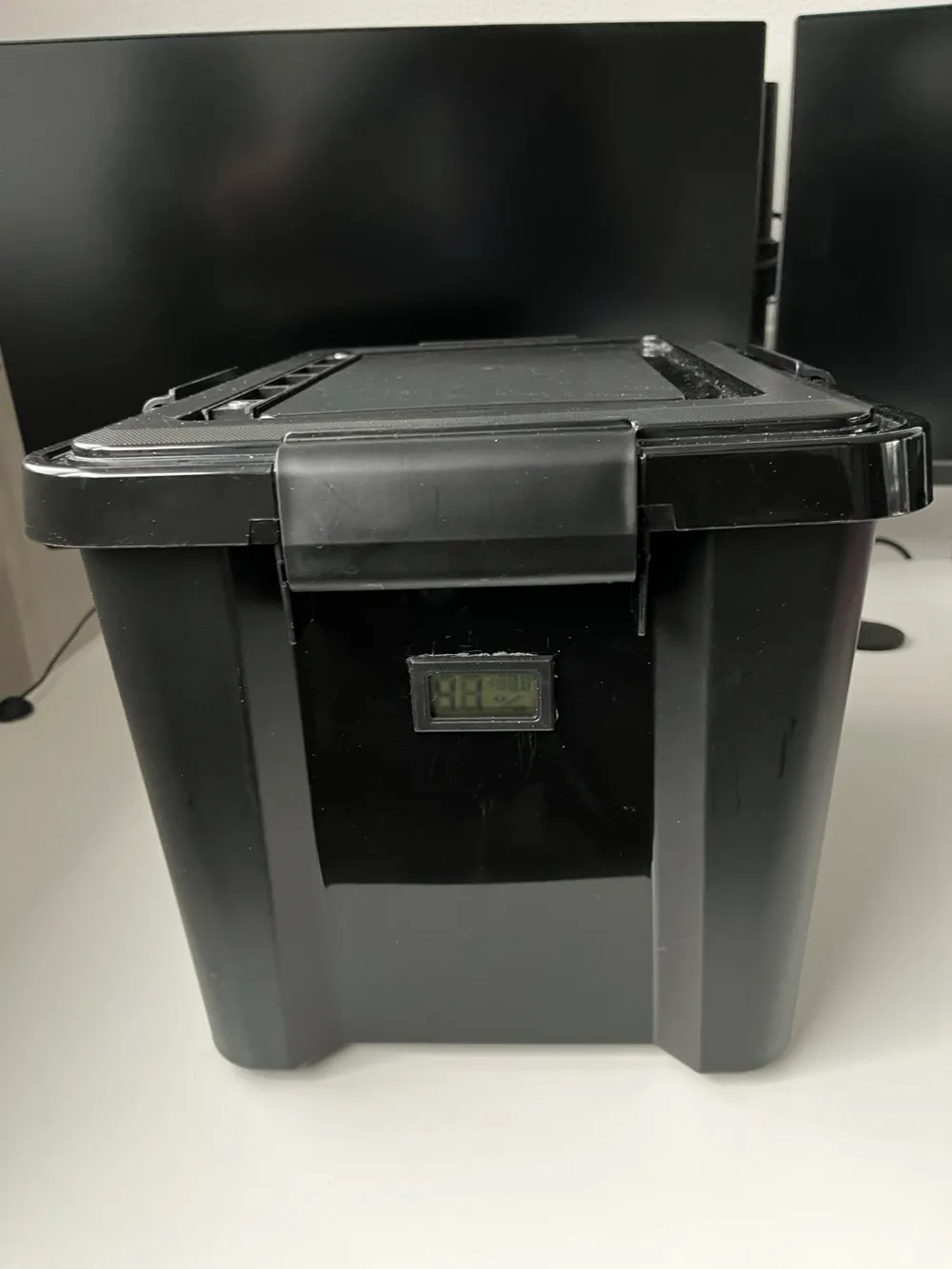 Filament Drybox Iris Airtight by Graham_93 MakerWorld: Download Free 3D ...