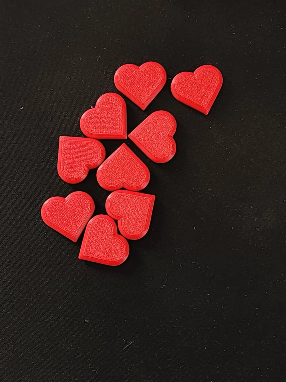 Mini corazones por Print Design MakerWorld: Descarga Modelos 3D Gratuitos