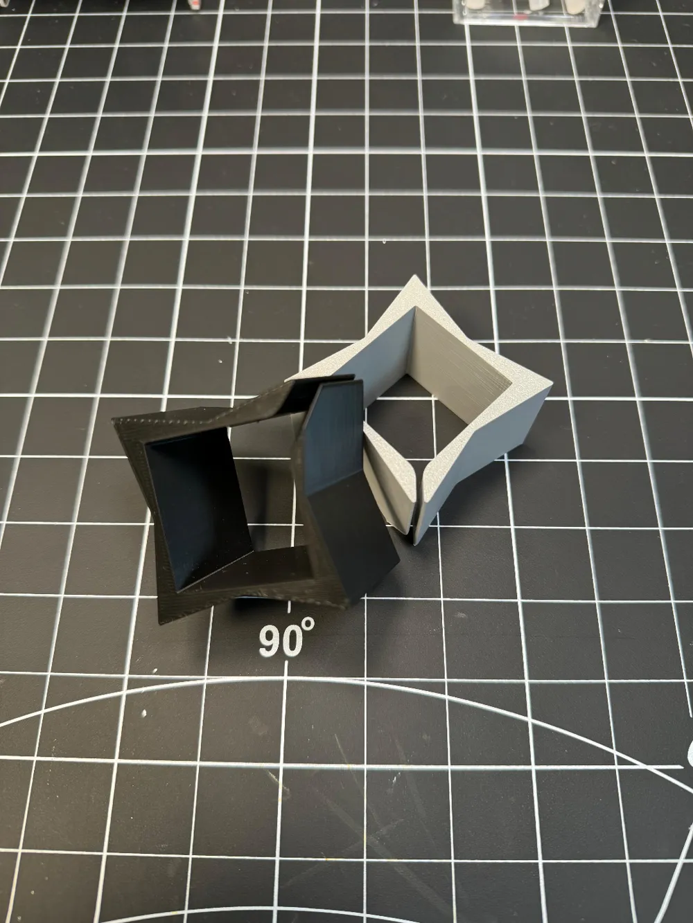 IKEA SCHOTTIS blinds clip Remixed by KapJ1coH - MakerWorld