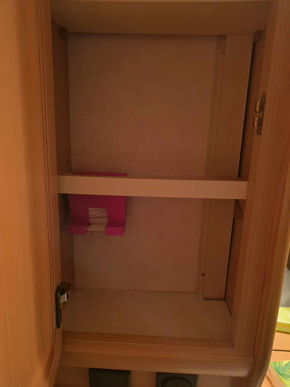 Q-Tip Dispenser for Caravan/Camper by user_2977453397 - MakerWorld