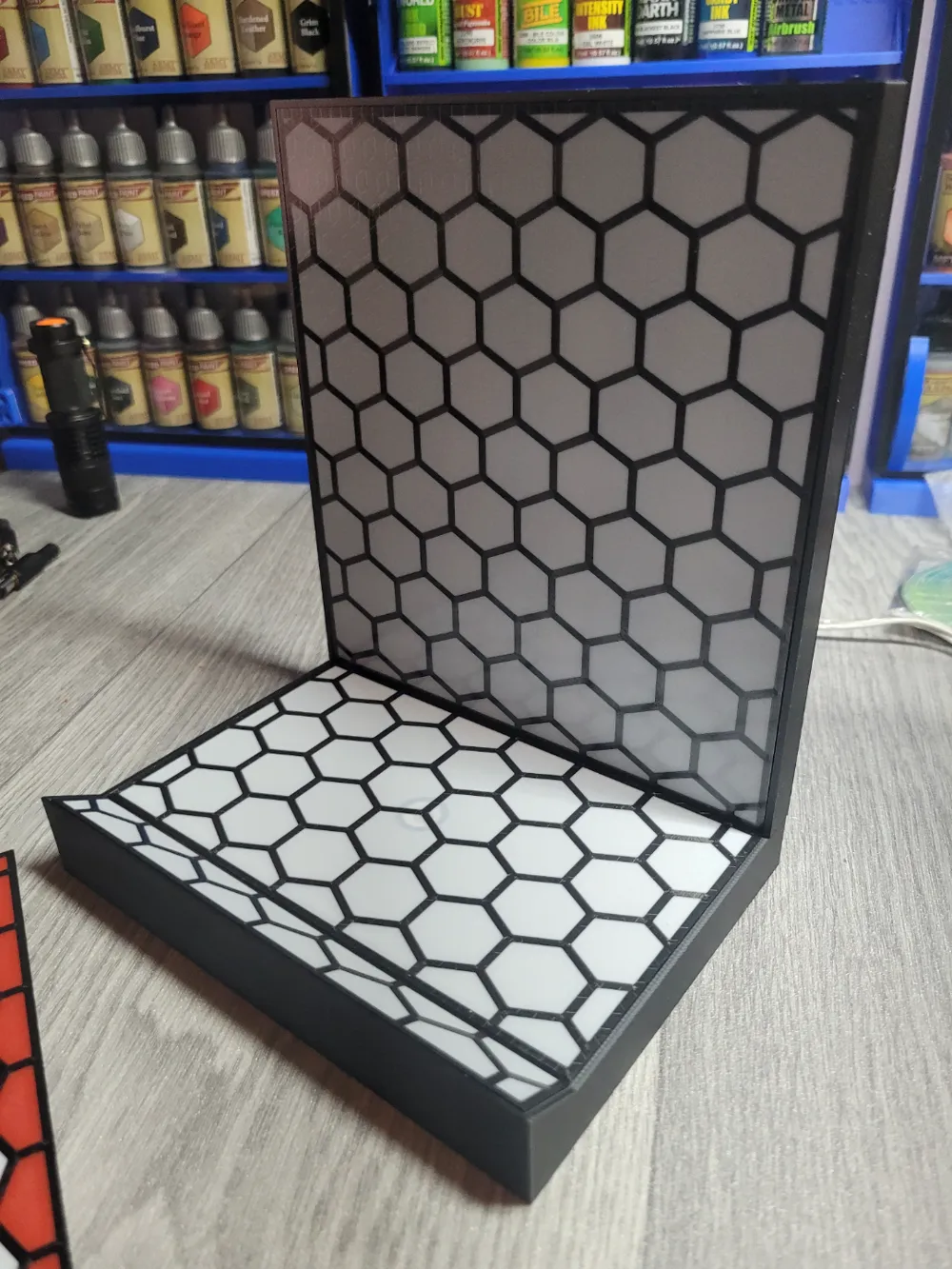 Honeycomb display stand with led strip by rajmaks MakerWorld: Download ...