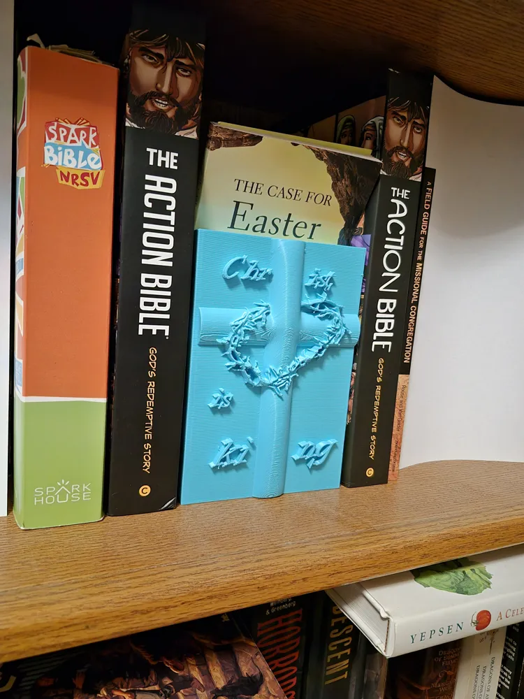 Cross and Crown of Thorns Book Nook - Free 3D Print Model - MakerWorld