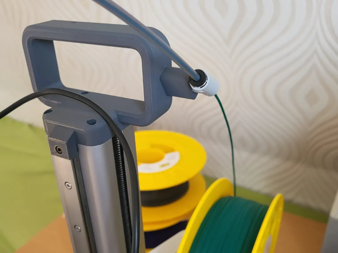 A1 mini tangle free handle, top PTFE tube guide. Remixed by Sander ...