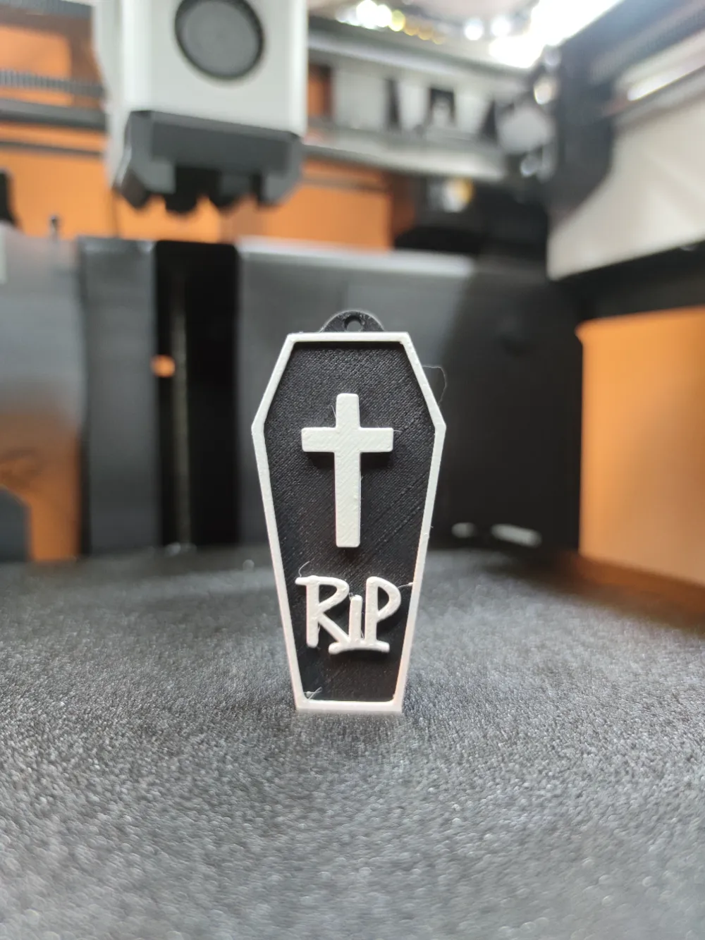Coffin Keychain by Eclipse 3D - MakerWorld