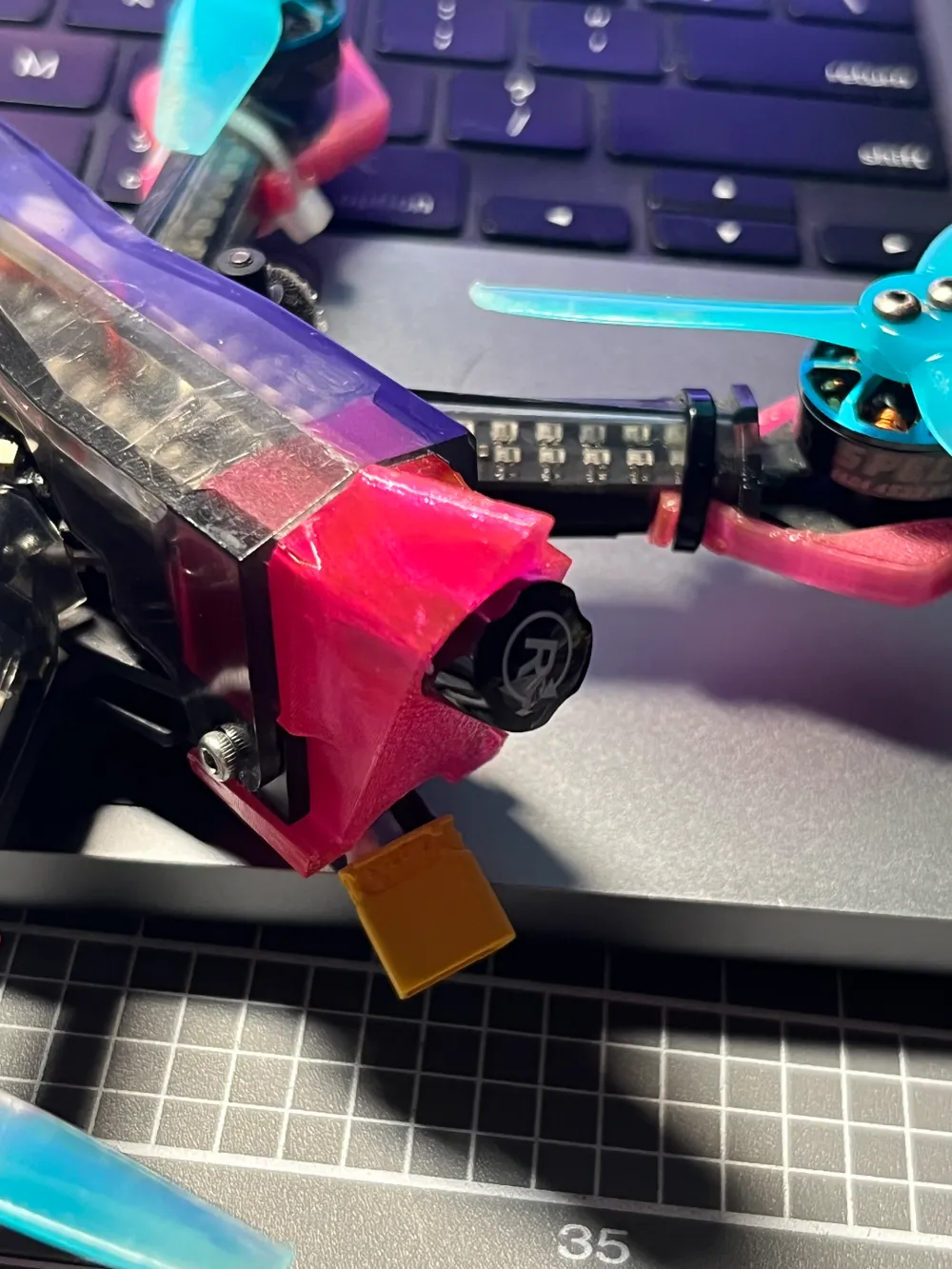 533 tiny trainer v2 lollipop holder by sugarK - MakerWorld
