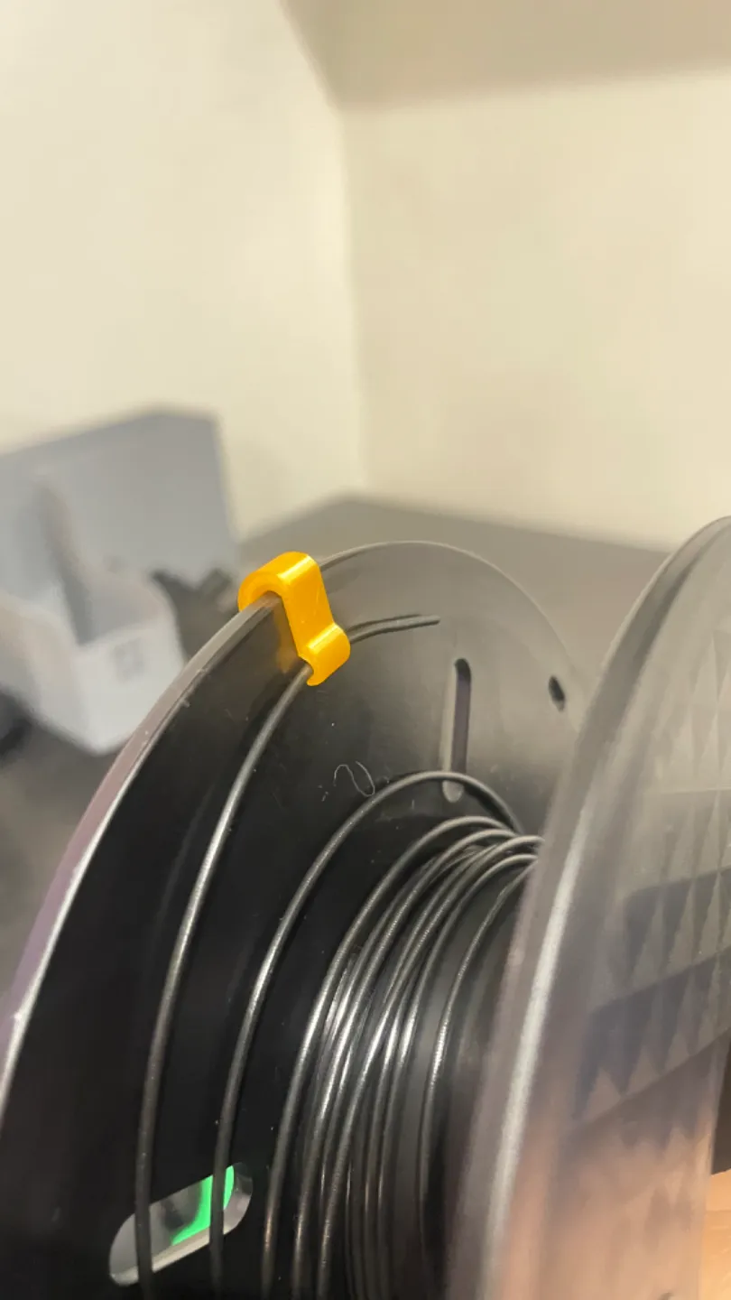 Universal Filament Clip v2 by Tala16 - MakerWorld