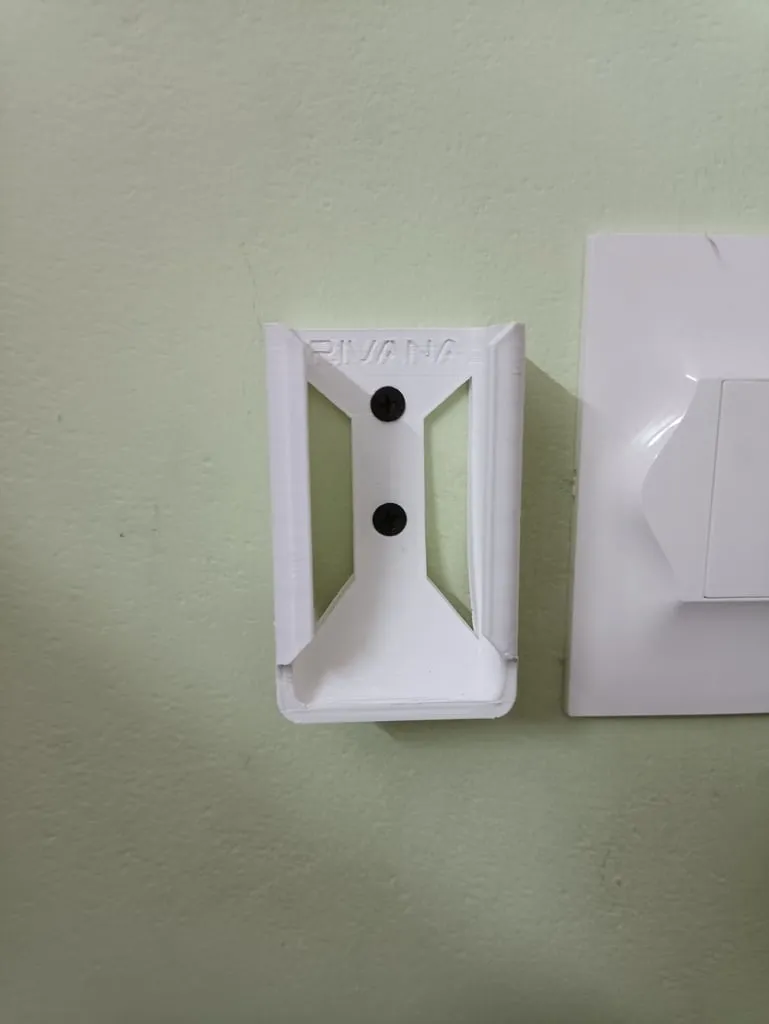 LLYOD AC remote Wall holder/mount by Black Jack - MakerWorld