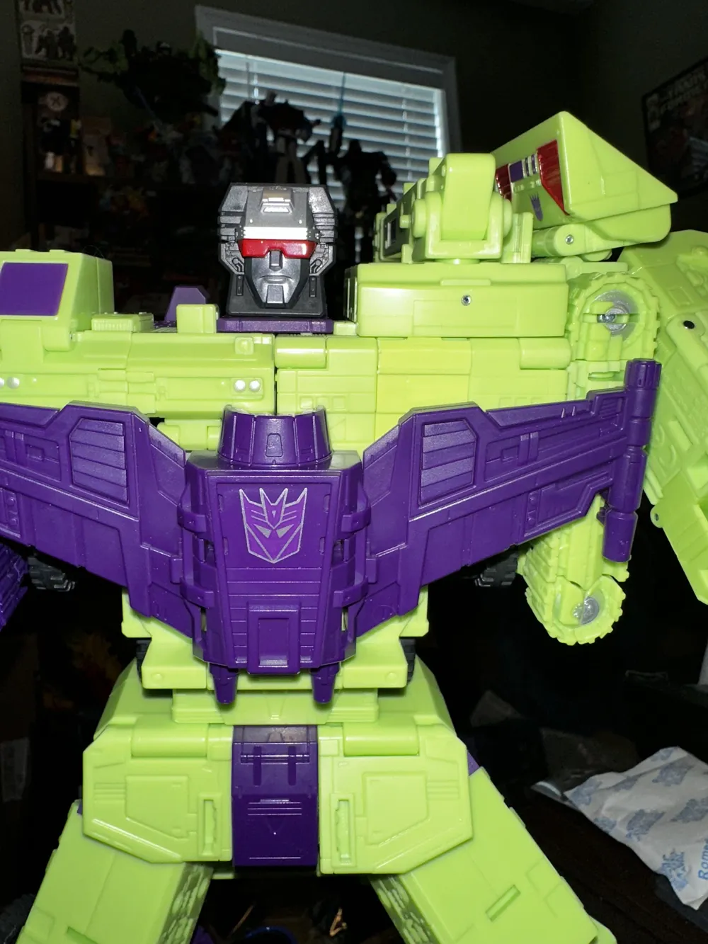 Chest filler/cover for Studio Series 86 Devastator by Synastar Alpha ...