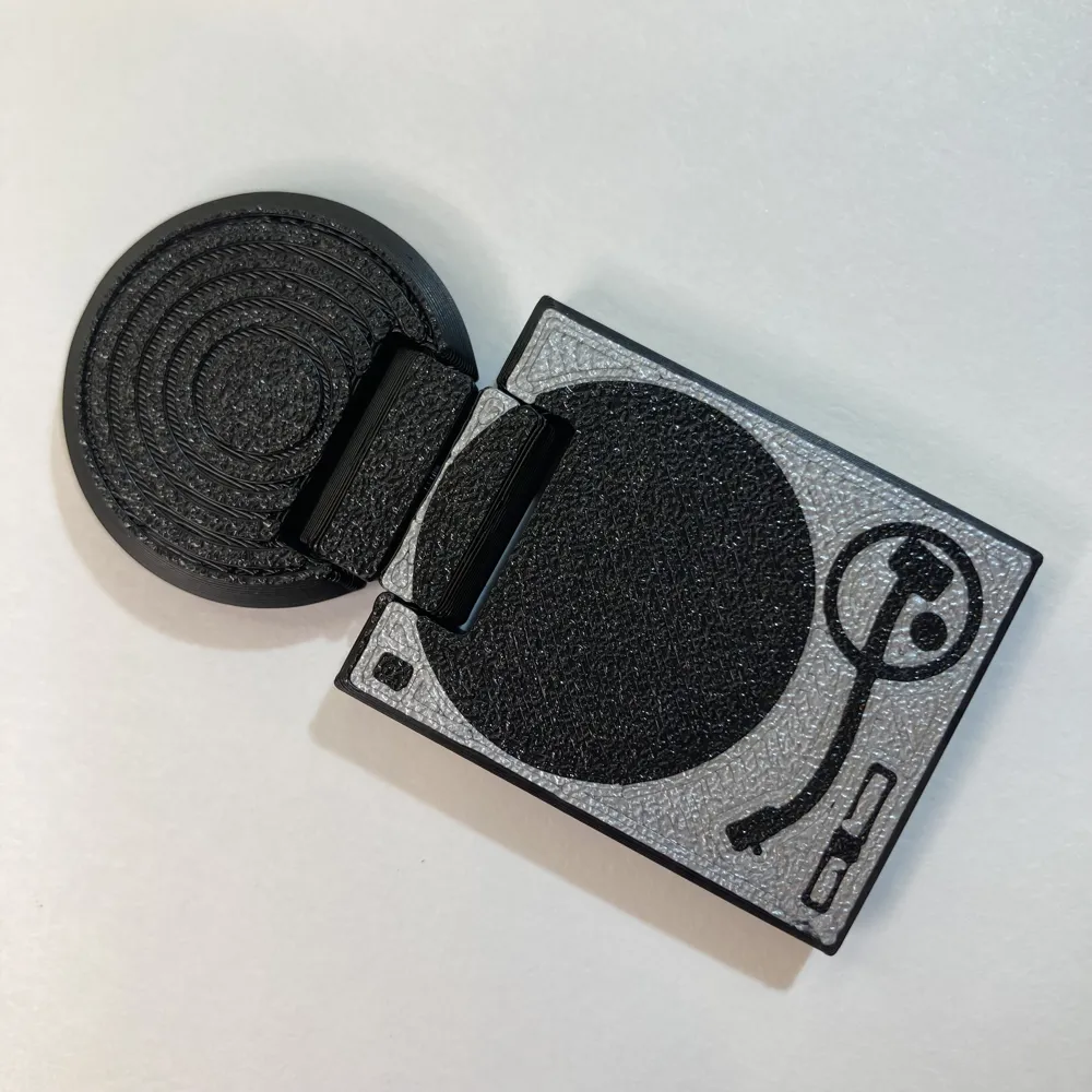 DJ Turntable Scratch + Flip Fidget (34 min print) by SpacedOut ...
