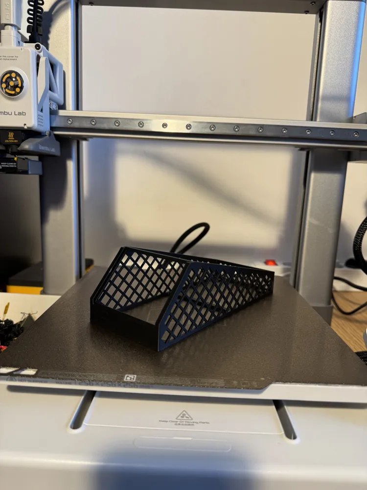 Bambu Lab Spool stand - Free 3D Print Model - MakerWorld