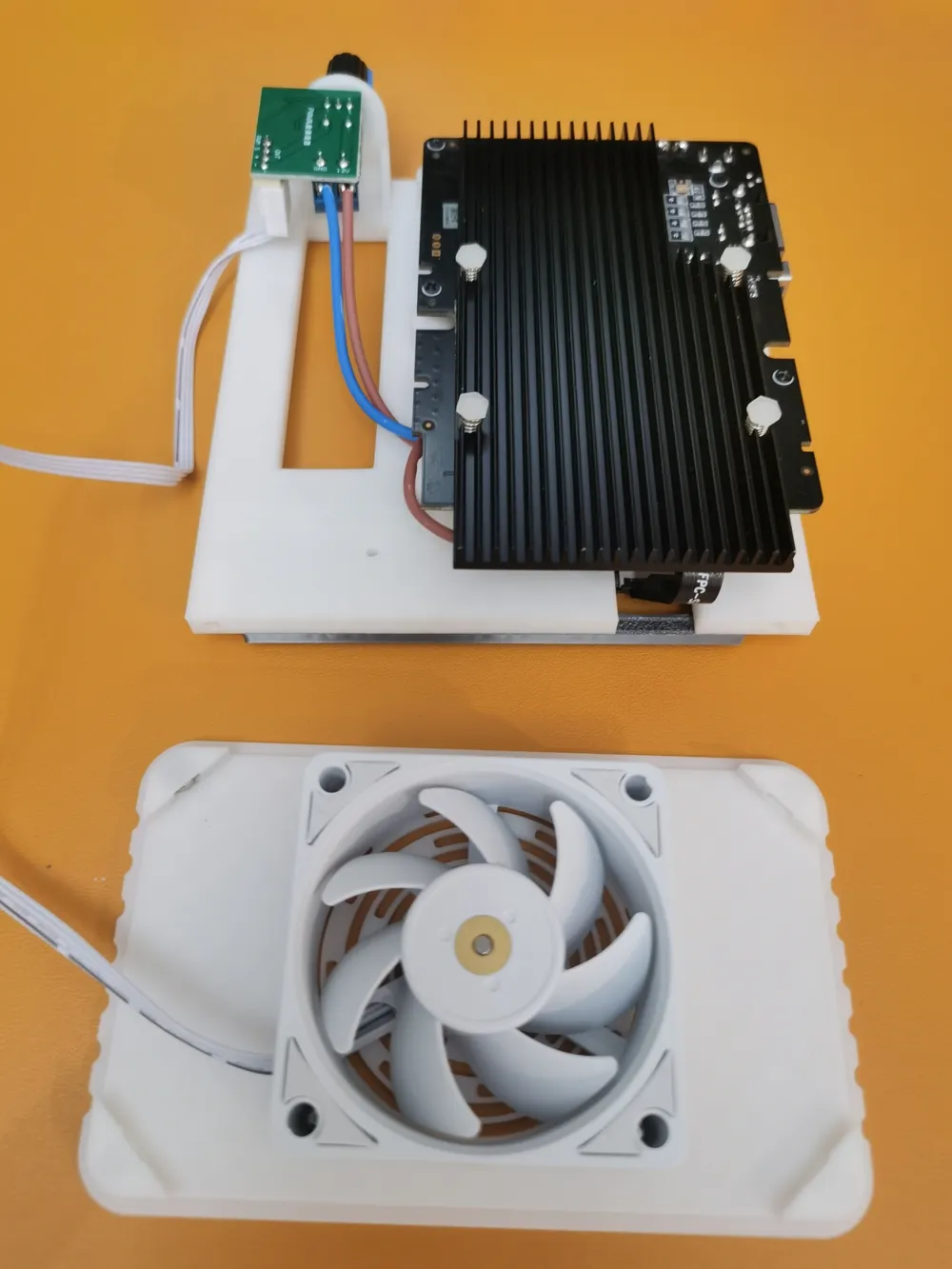 OEC OECT 3.5-inch hot-swappable hard drive enclosure - Free 3D Print ...