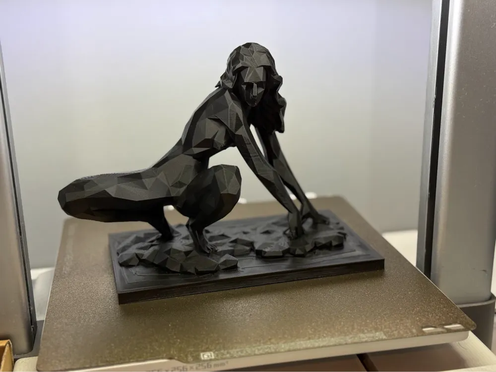 Low Poly Crouching Woman Statue - Free 3D Print Model - MakerWorld