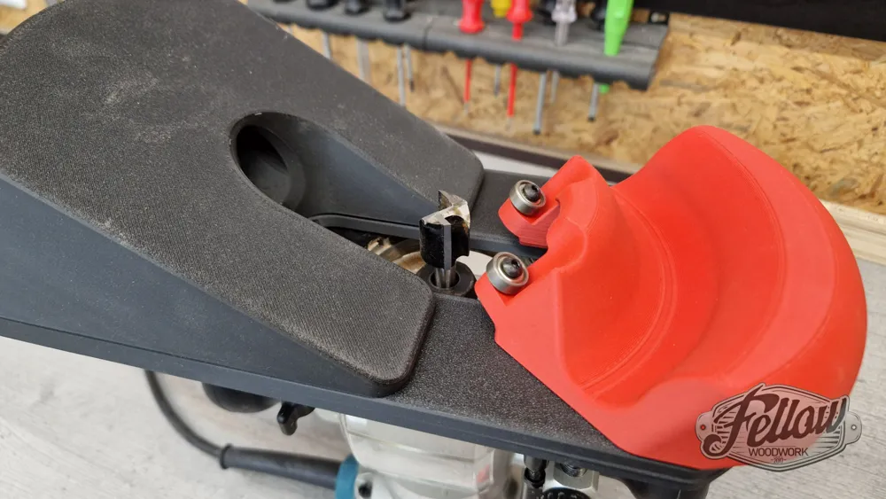 Parallel guide for 30° chamfer for Makita router by FellowWoodwork ...