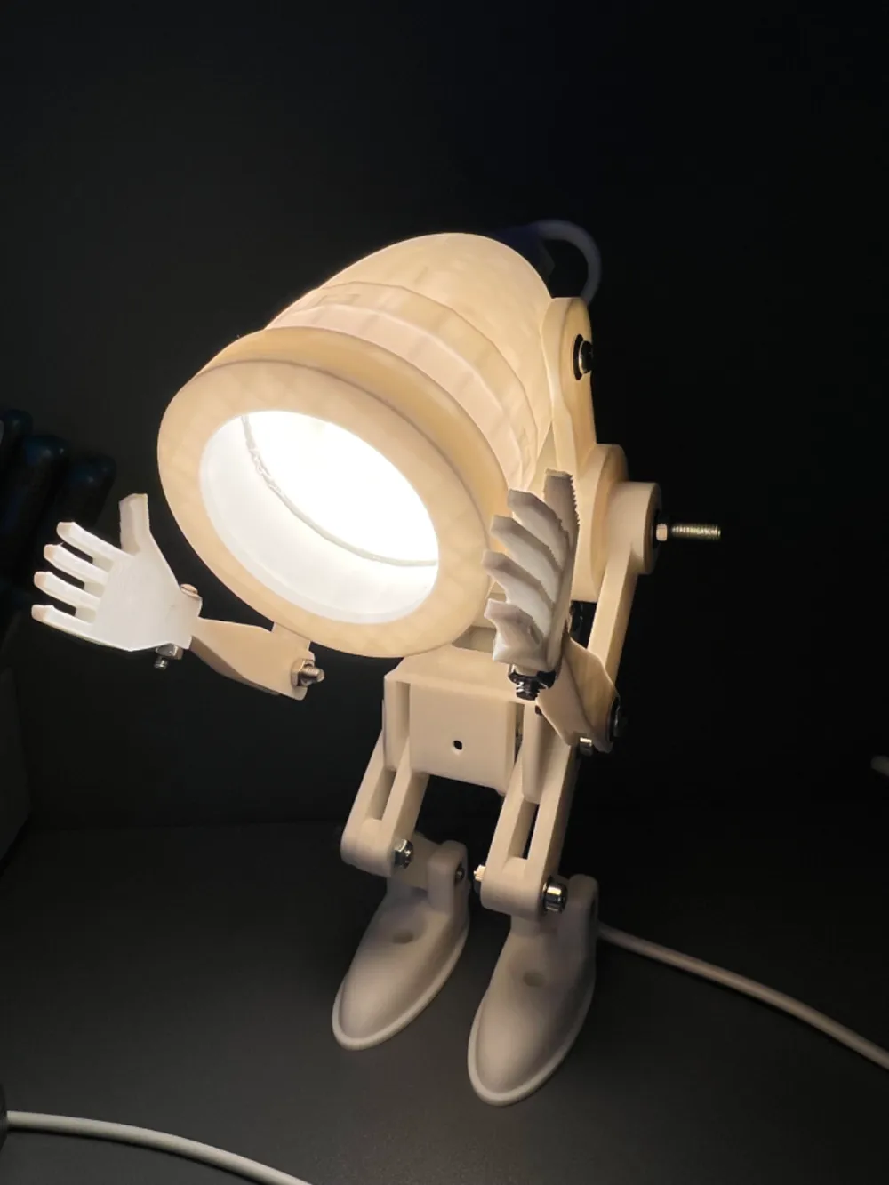 Lamp Man by Mariëtte MakerWorld: Download Free 3D Models
