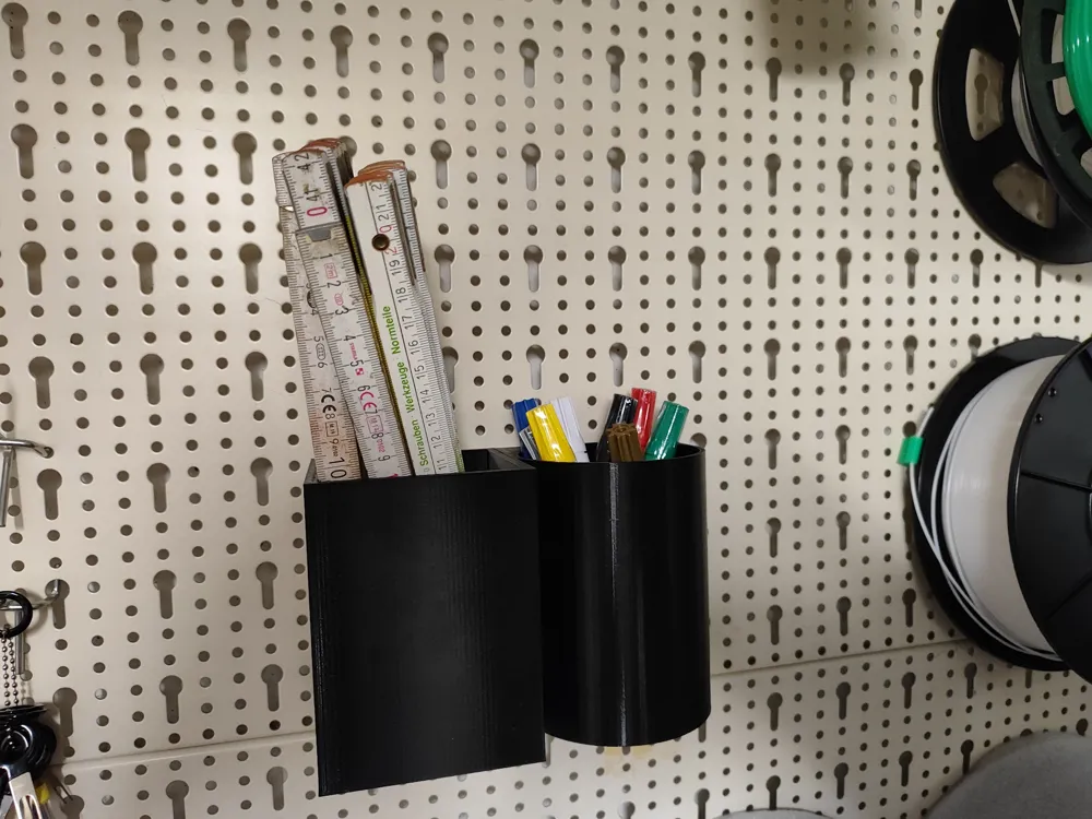 Square holder wall mount by Hansi - MakerWorld
