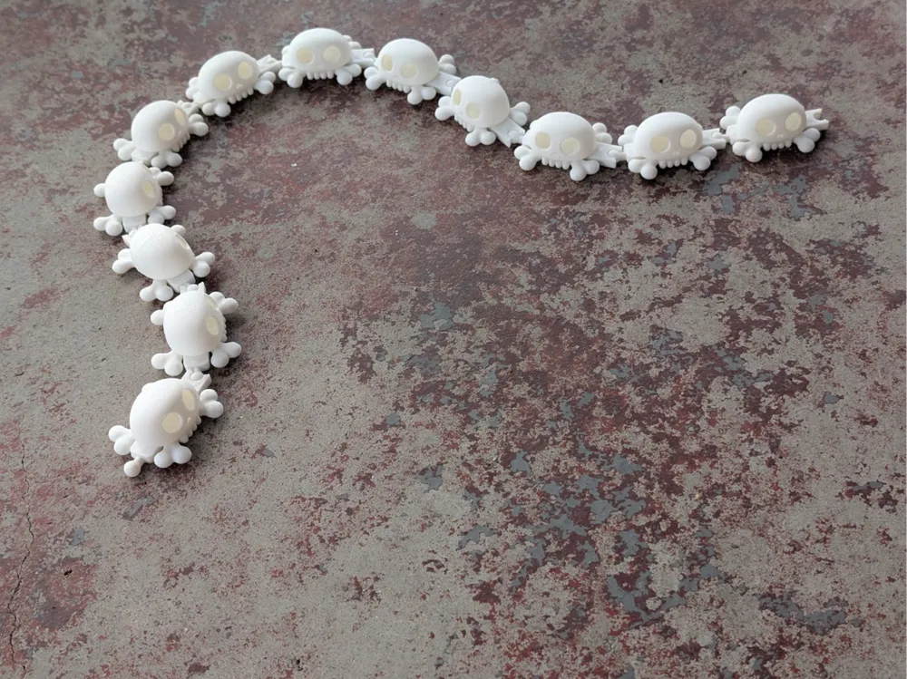 Skull and Crossbones Chain by Contributing Factor MakerWorld: Download ...