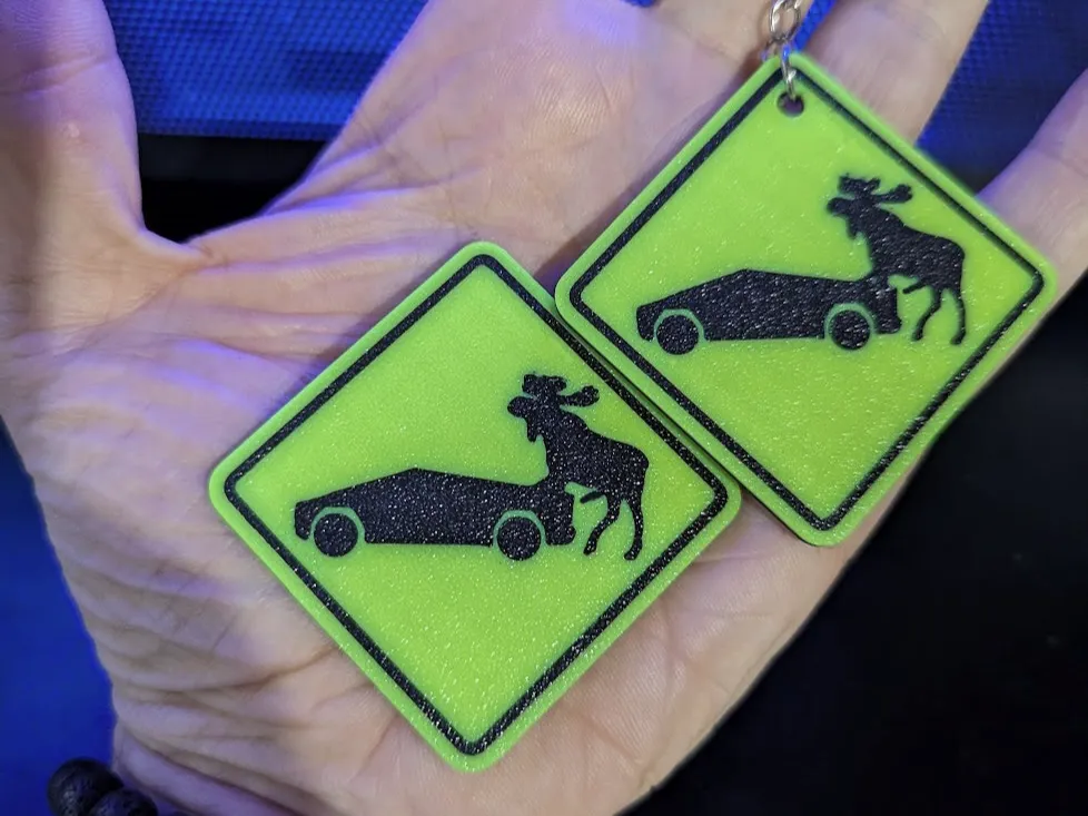 Moose F**** Cybertruck - Magnet and Keychain by Maxsmith3DQc - MakerWorld