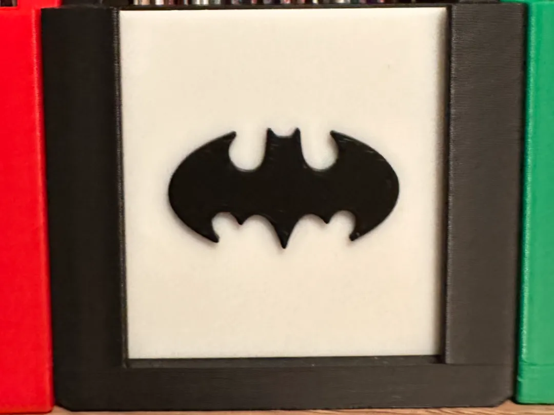 Batman - Comic book holder label - Free 3D Print Model - MakerWorld