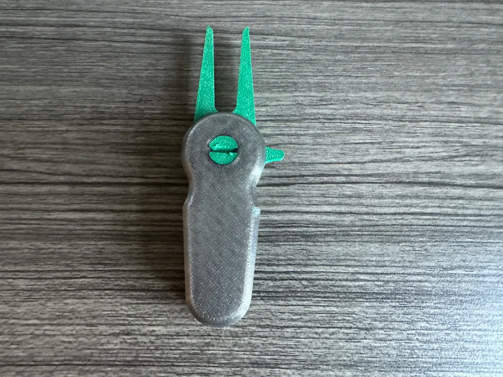Fold-Out Golf Divot Tool - Free 3D Print Model - MakerWorld