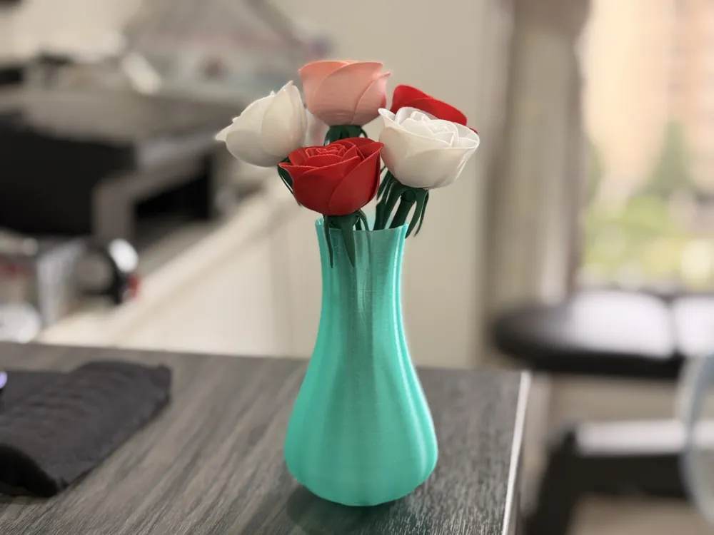 Lilt Vase - Free 3D Print Model - MakerWorld