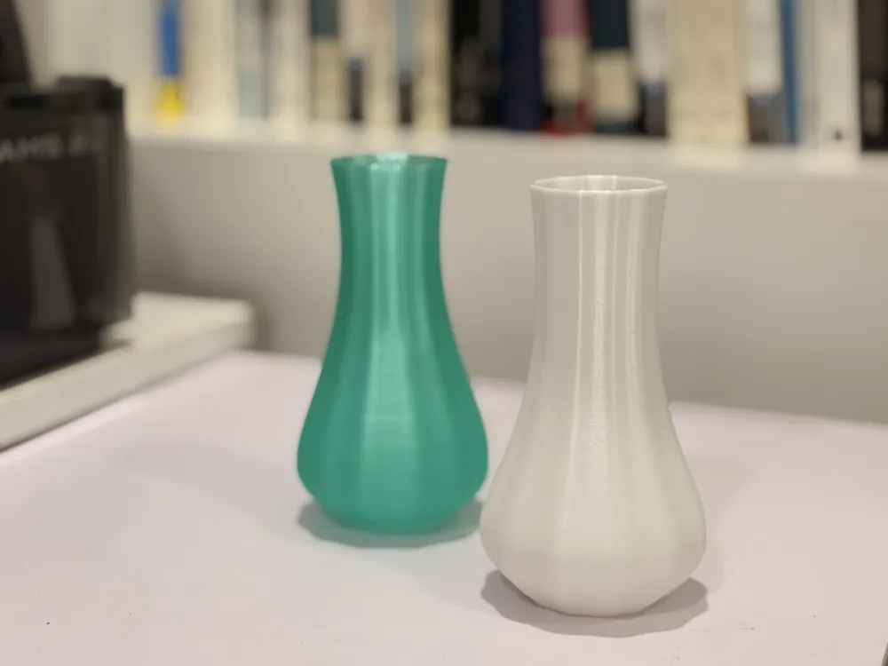 Lilt Vase - Free 3D Print Model - MakerWorld