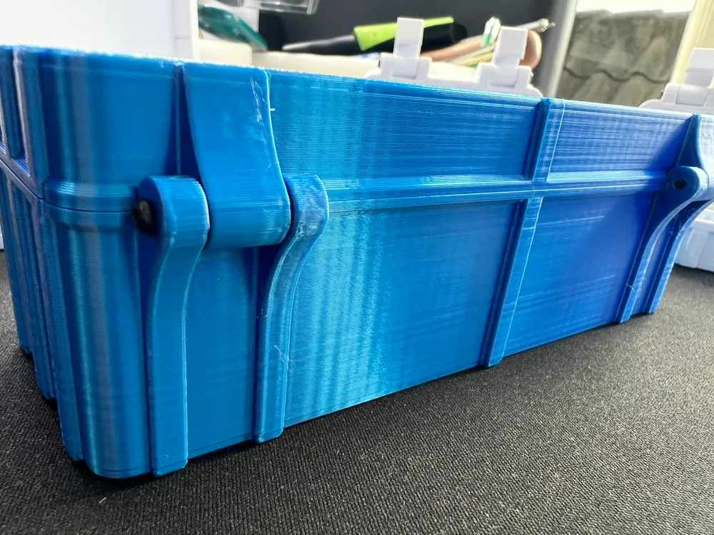 Parametric Box with clips by DavidMV - MakerWorld