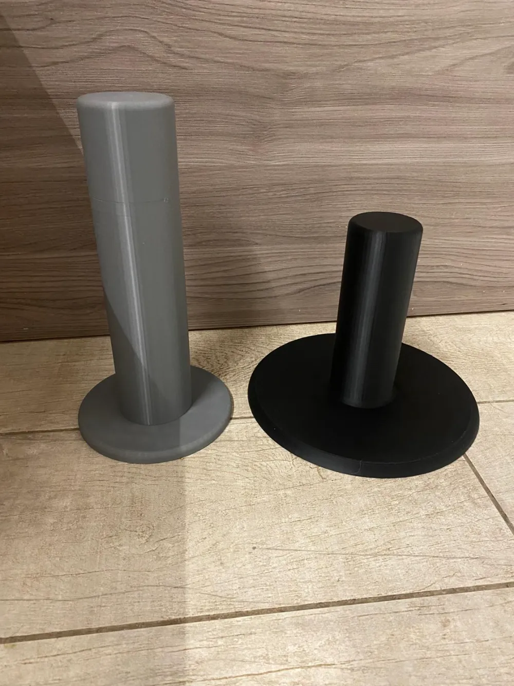 Industrial Swivel paper roll holder - Free 3D Print Model - MakerWorld