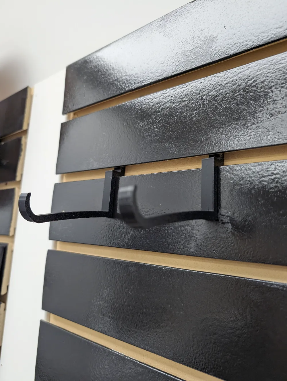 Slat wall Bowl Hook by Synkt - MakerWorld