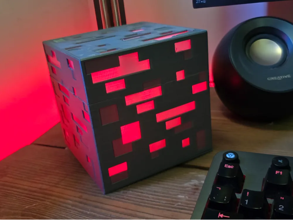 MINECRAFT ORE USB RGB DESK LAMP by DT3D_PR1NT MakerWorld: Download Free ...