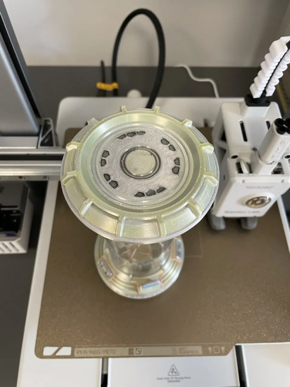 sci fi capsule - Free 3D Print Model - MakerWorld