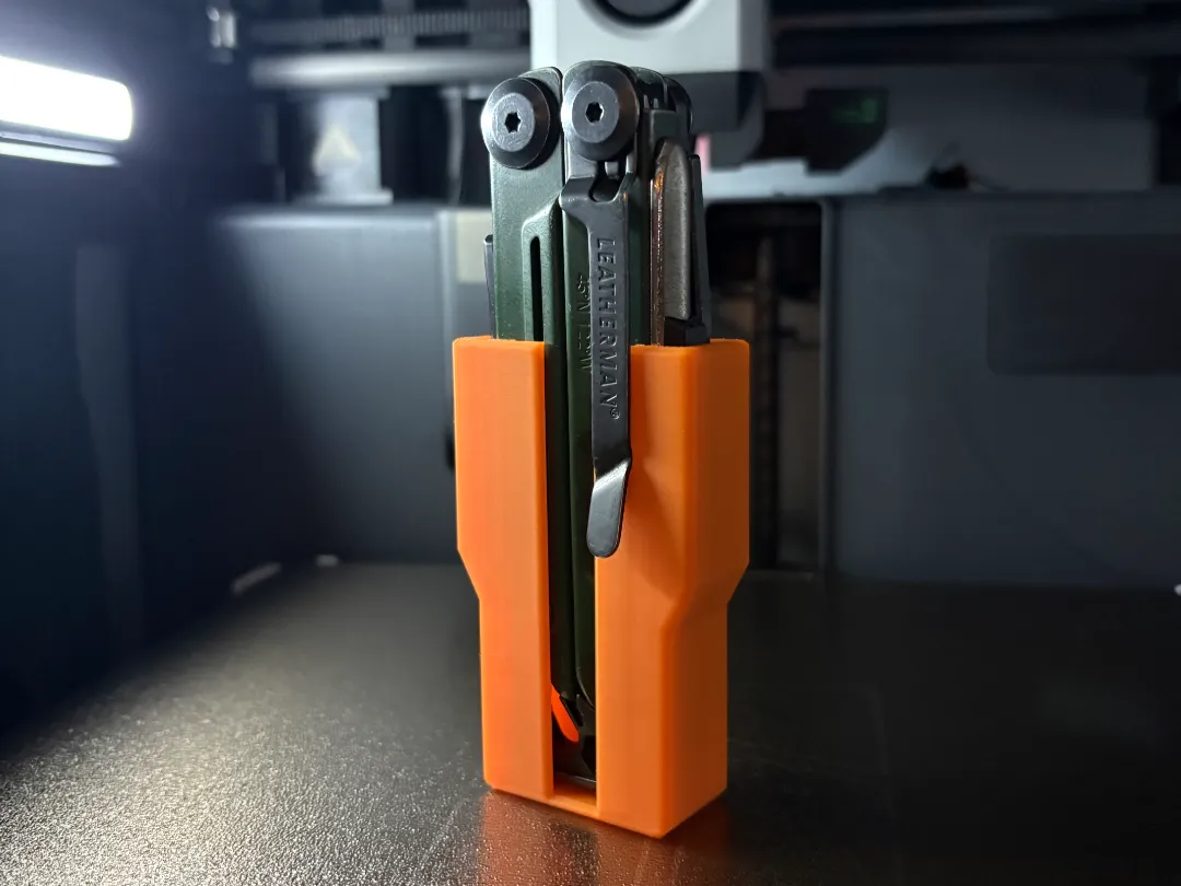 Leatherman Signal Belt Sheath - Free 3D Print Model - MakerWorld