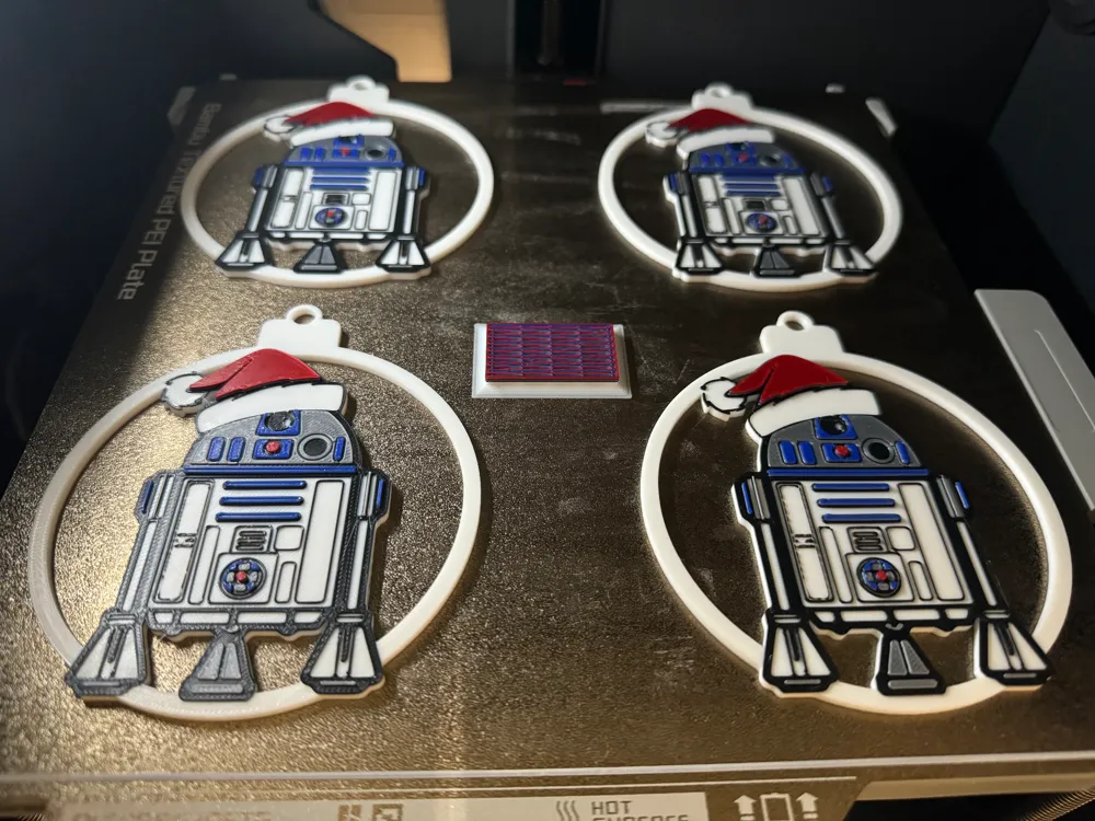 Remix (No Text) - R2D2 Christmas Tree Decoration Remixed by rcarteraz - MakerWorld