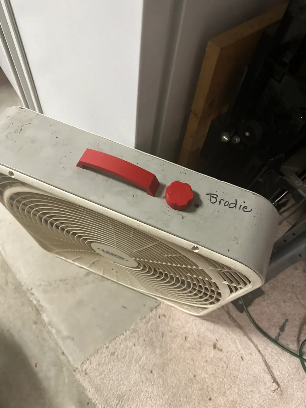 Lasso box fan knob and handle Remixed by jonathanbrodie2 - MakerWorld