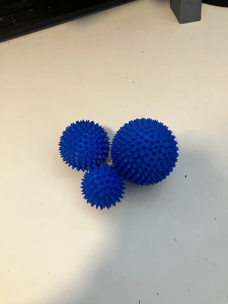 Sharp Spiky Fidget Ball - Free 3D Print Model - MakerWorld