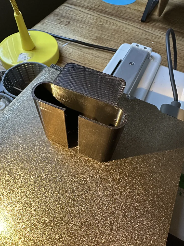 Desk Clamp Cable Management by MEbrewskiesMakerWorld: Download Free 3D ...