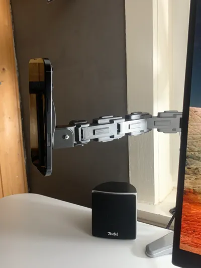 iPhone MagSafe Monitor Stand Mount by Creater MakerWorld: Download Free ...