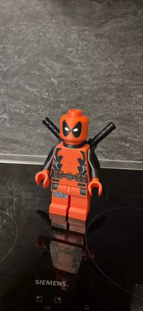 Homme Brique Deadpool 500% - Modèle d'Impression 3D Gratuit - MakerWorld