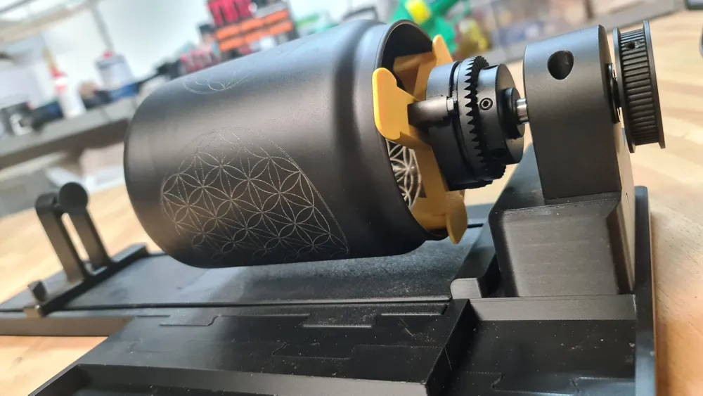 Jaws with Angled Grip - Free 3D Print Model - MakerWorld