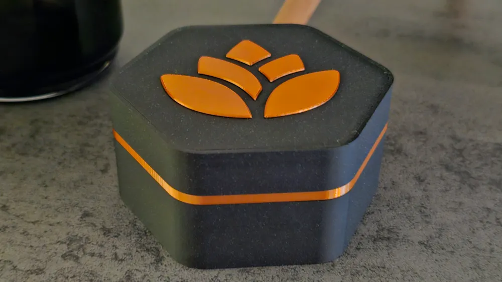 Hexagon Shaped Box with 12 decors by Eccodyne - MakerWorld