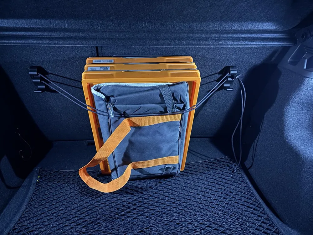 Isofix hook with hole for paracord storage by Sharlihe MakerWorld ...